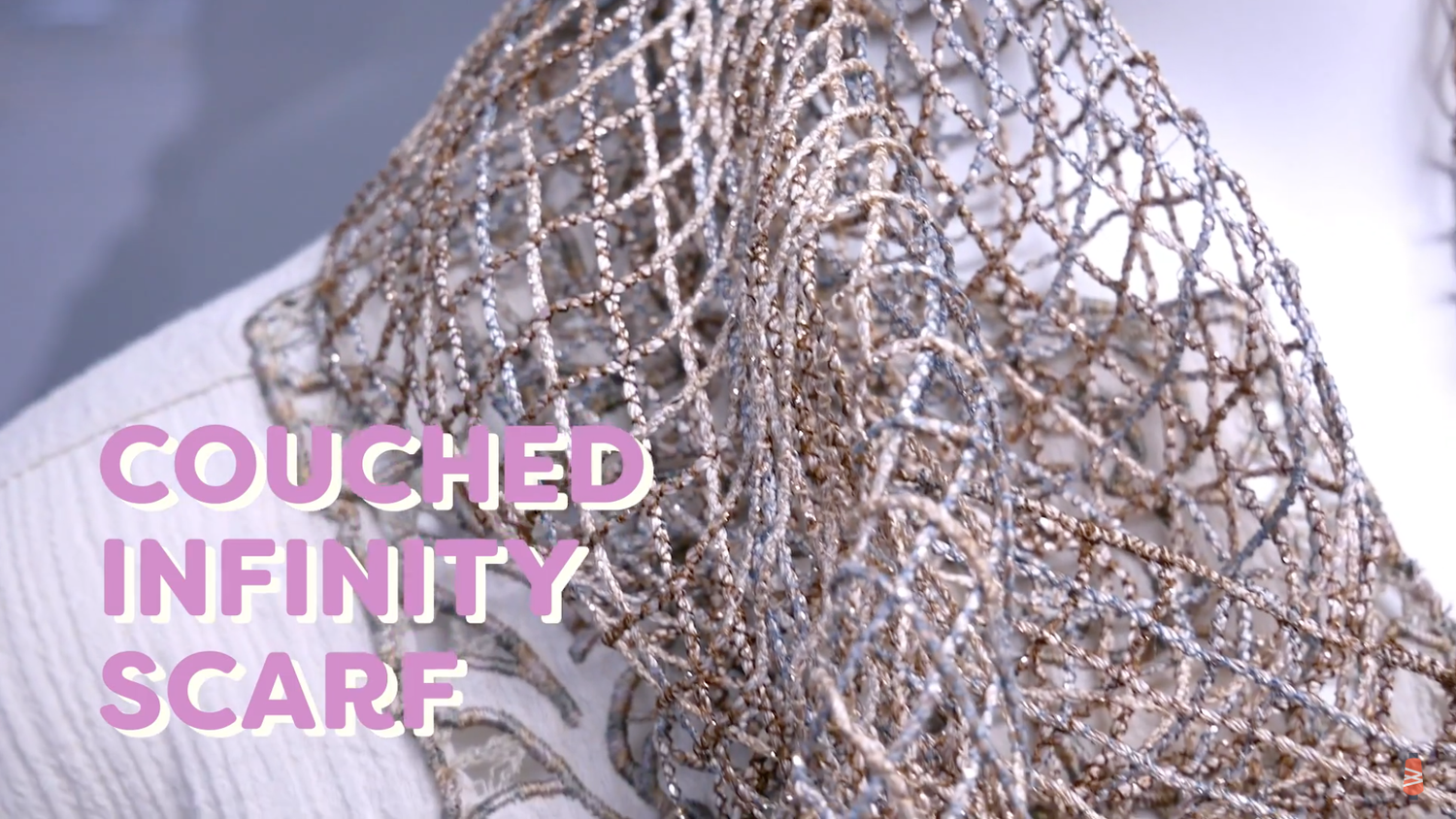 DIY Couched Infinity Scarf Tutorial - WonderFil Europe